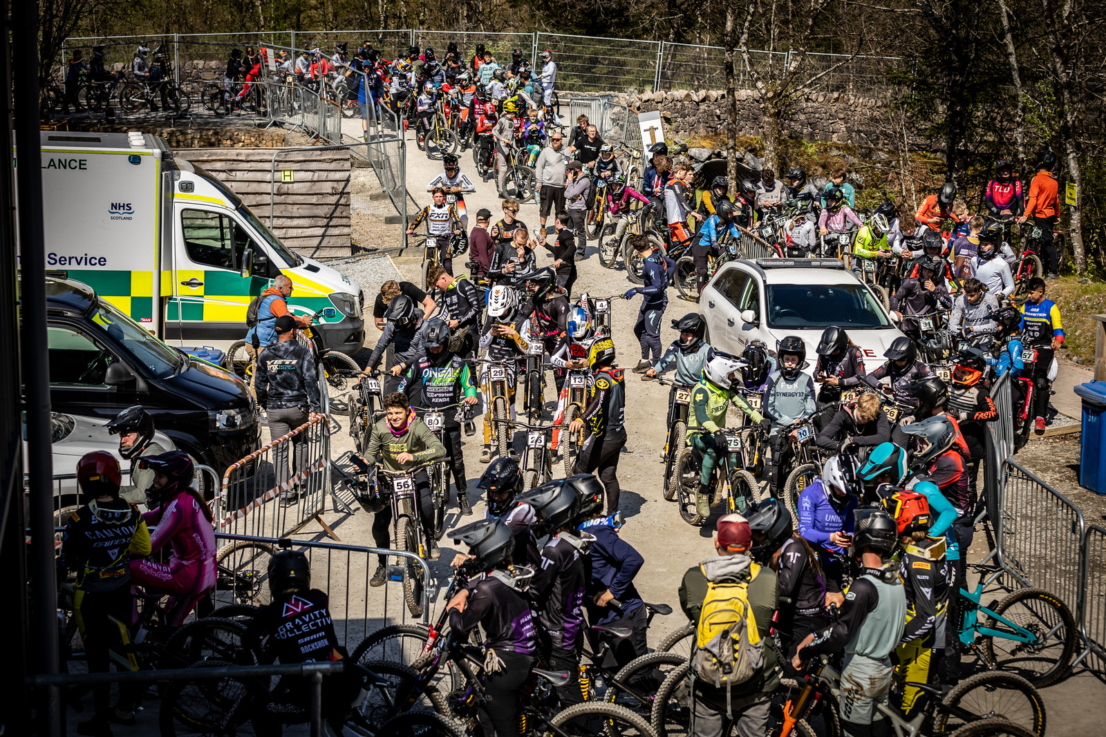 Gang's all here - Fort William World Cup DH Action - Mountain Biking Pictures - Vital MTB